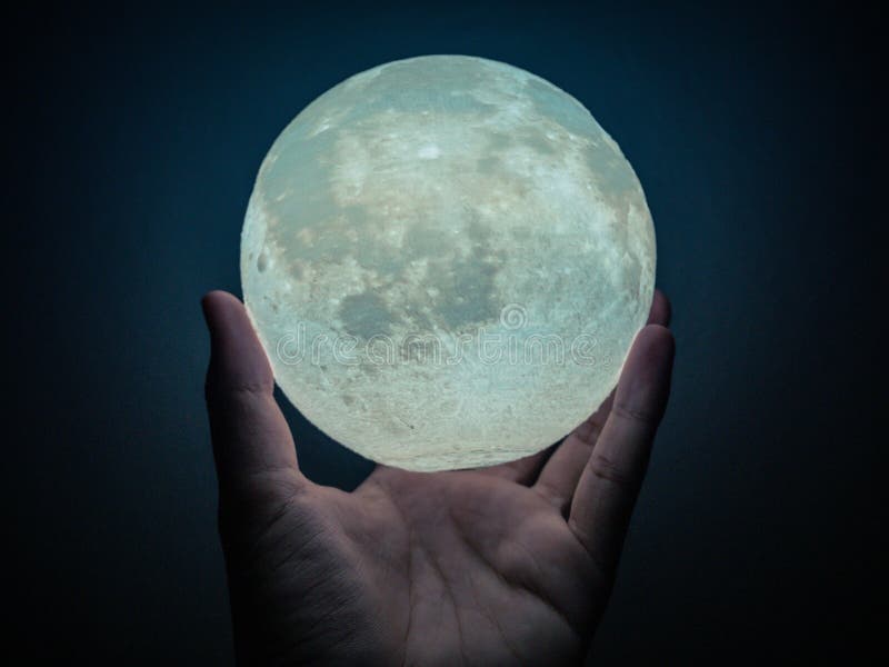 1,136 Hand Holding Moon Photos - Free & Royalty-Free Stock Photos from ...