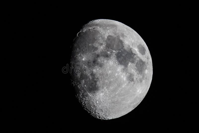 Moon 600mm focal lens stock photo. Image of details - 185969528