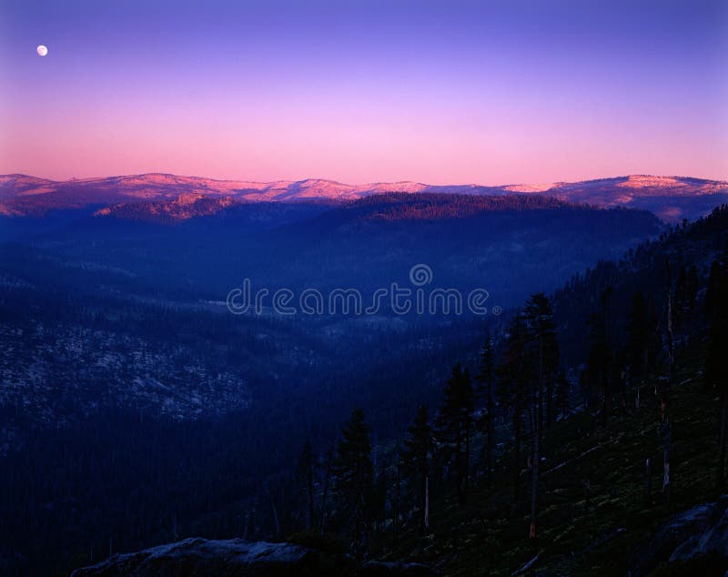Moon Rise Over Sierra Mountains Stock Photo - Image of moon, rise: 6806684
