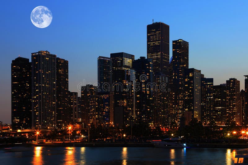 Moon Rising Over Chicago, Illinois Stock Image - Image of background ...