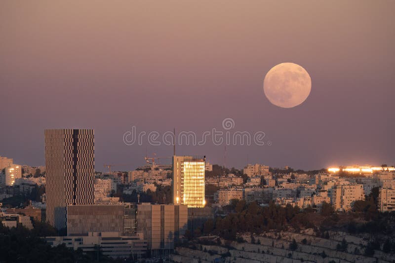 Moon rising over the ocean stock photo. Image of peace - 120765702