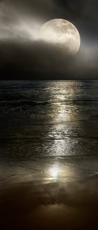 Moon rising over the ocean stock photo. Image of peace - 120765702