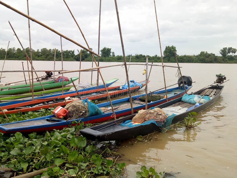 Boat and moon stock image. Image of nautical, asian, ocean - 12889885