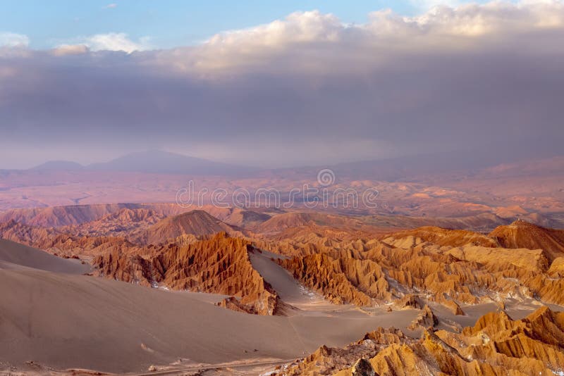 Moon Valley Dramatic Landscape at Sunset, Atacama Desert, Chile Stock ...