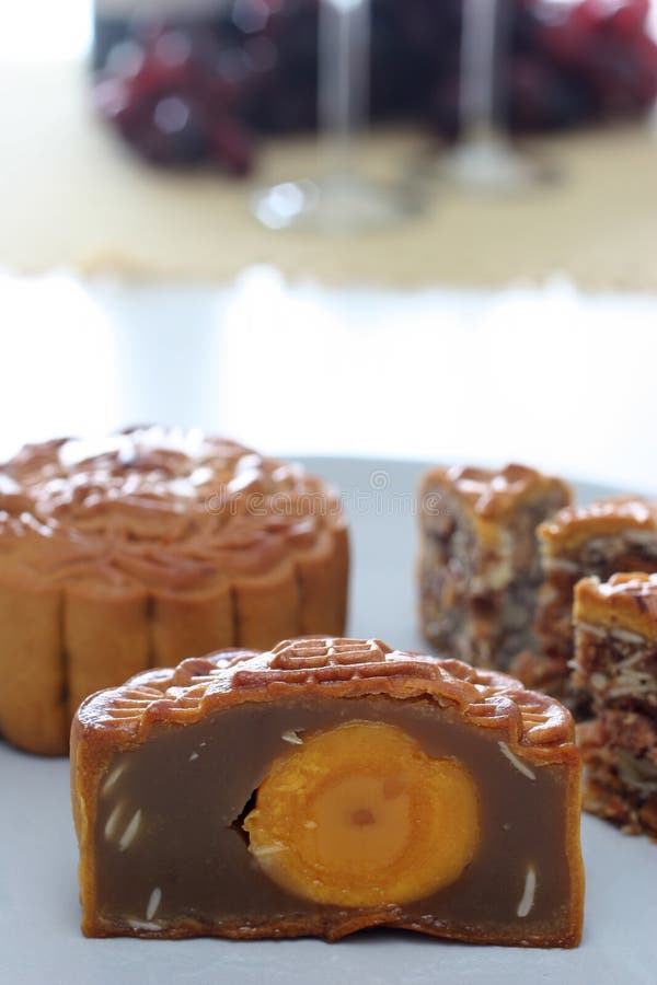 Chinese moon cake and tea stock image. Image of mooncake - 19796103