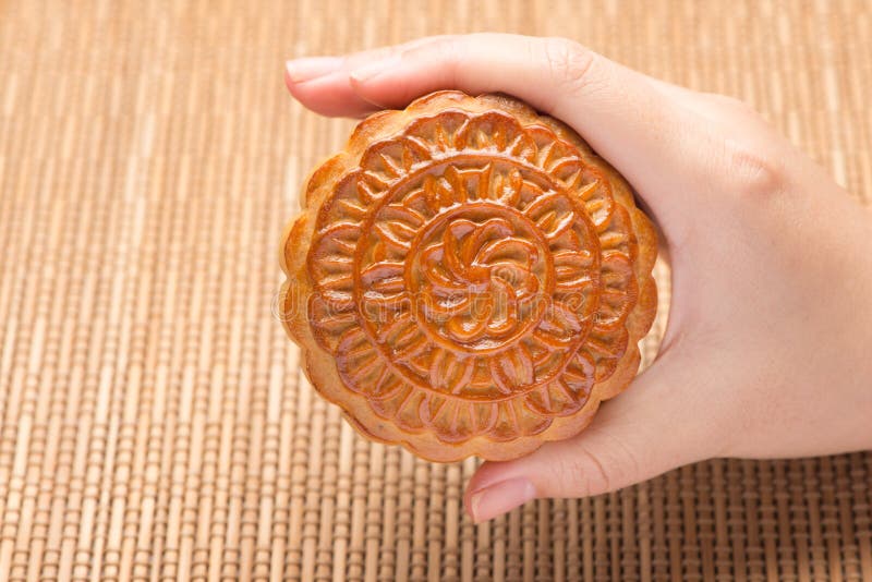 Mooncake - Mid Autumn Festival Stock Photo - Image of cake, season ...