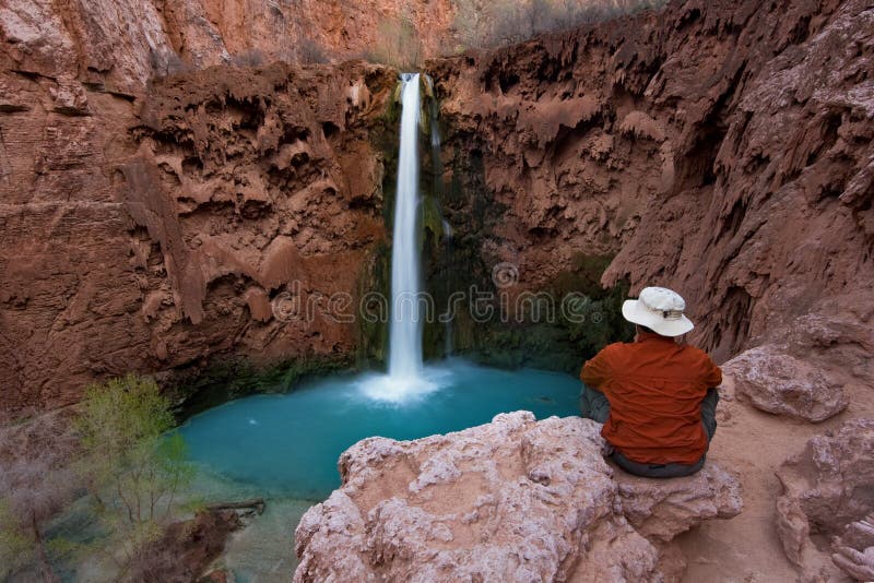 Mooney Falls stock image. Image of havasupai, rocks, mooney - 4758925