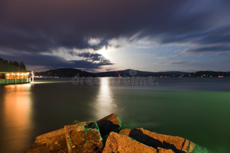 Moonlight over Lake stock image. Image of north, coeur - 24737623