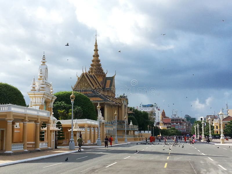Moonlight Pavilion in Phnom Penh - Cambodia Editorial Stock Photo ...
