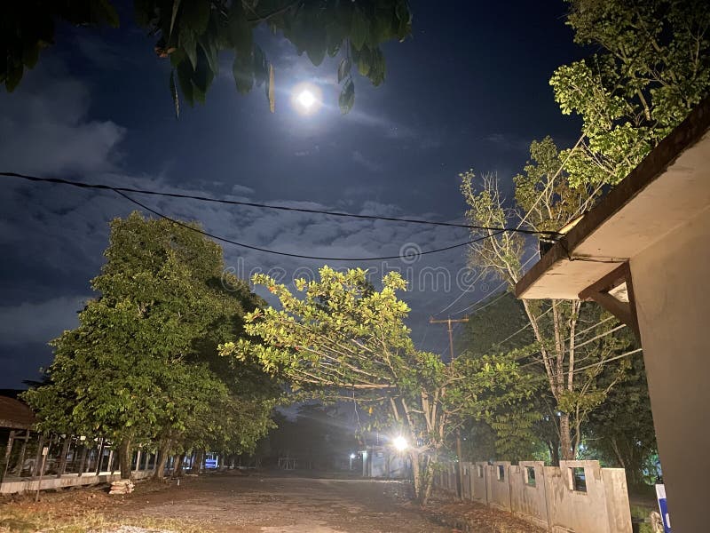 The Moonlight after the Rain Stock Image - Image of yellow, reflection ...