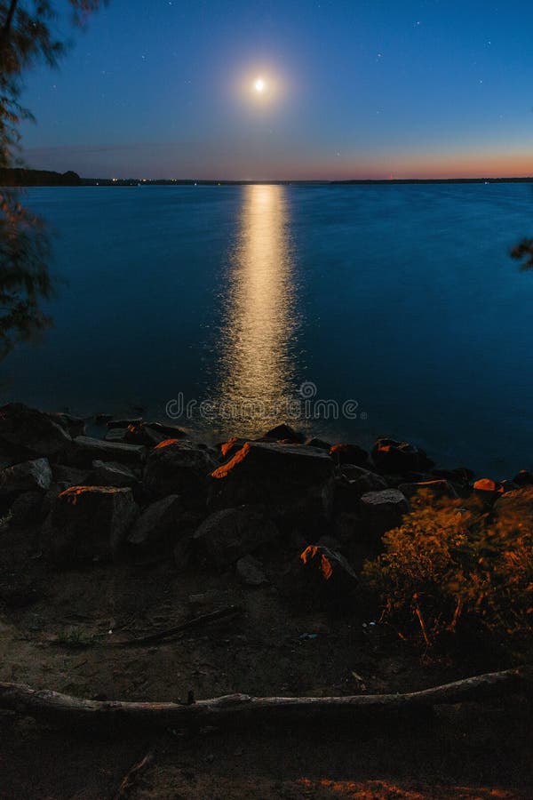 Moonlight on the river stock image. Image of exposure - 166504983
