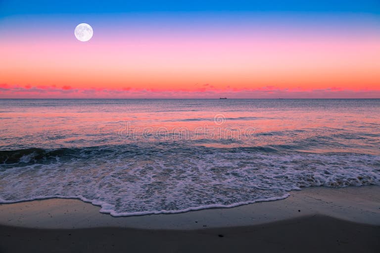 10,190 Moonrise Freep Stock Photos - Free & Royalty-Free Stock Photos ...