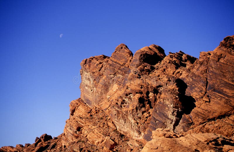 Moonrise over red rocks stock image. Image of outside - 18202405