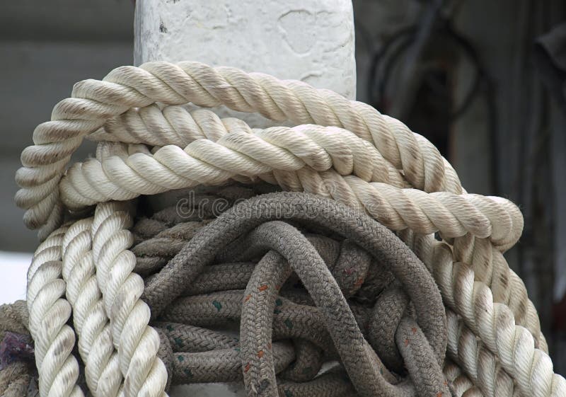 Mooring Post with Thick Ropes Stock Photo - Image of thread, rope: 33429292
