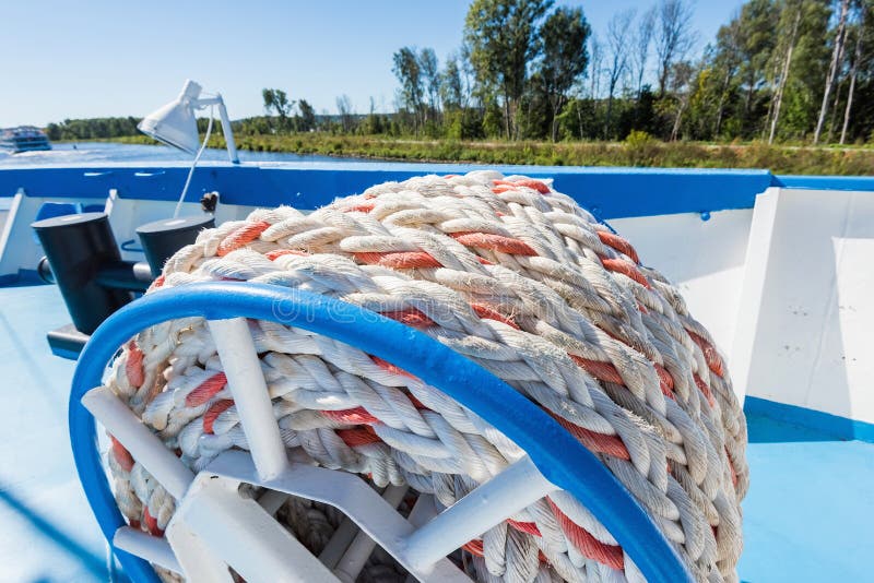Mooring rope ship stock image. Image of maritime, round - 76679133