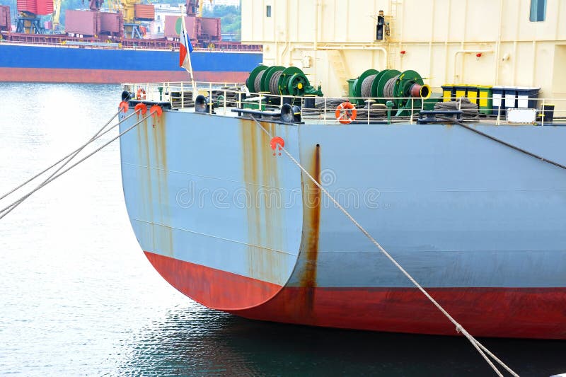 Mooring winch with hawser stock image. Image of hawser - 104707221