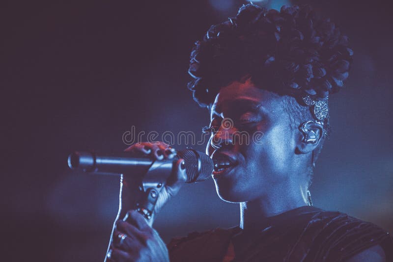 Morcheeba and Skye Edwards in Moscow Editorial Photo - Image of singer ...
