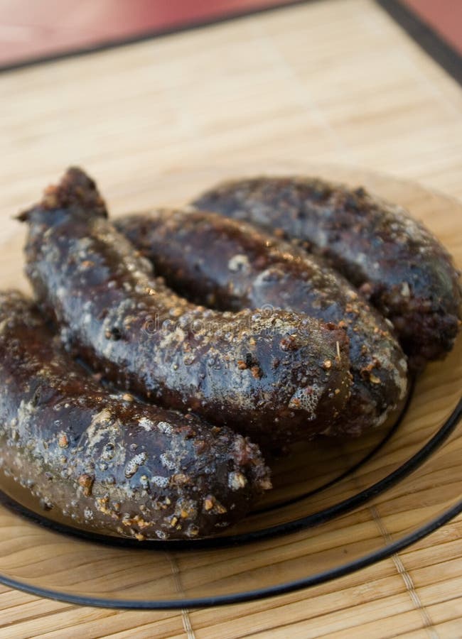 Morcilla En Un Fondo Blanco Imagen de archivo - Imagen de producto ...