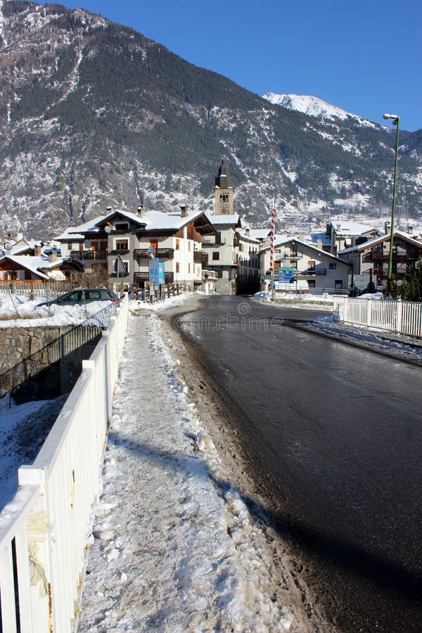 Morgex, Italia immagine stock. Immagine di alpi, turismo - 80628187