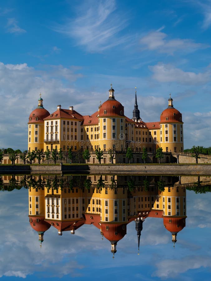 Moritzburg Castle Baroque Castle on the Lake. Moritzburg, Saxony ...