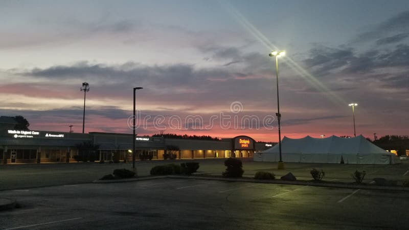 Morning dawns editorial stock photo. Image of morning - 131456363