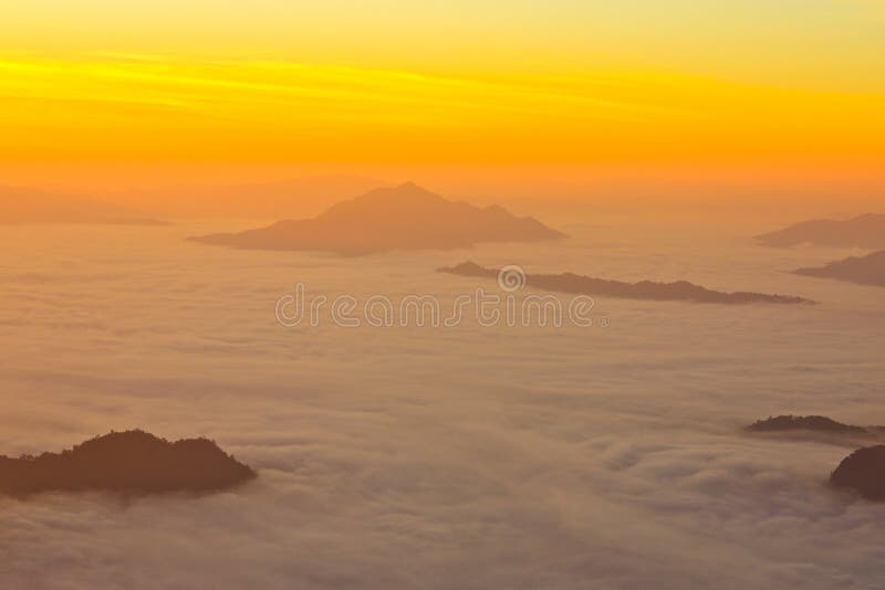 Morning mist in valley stock image. Image of horizon - 23862543