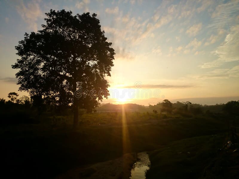 Morning sunrise stock image. Image of route, cloud, yellow - 110980965