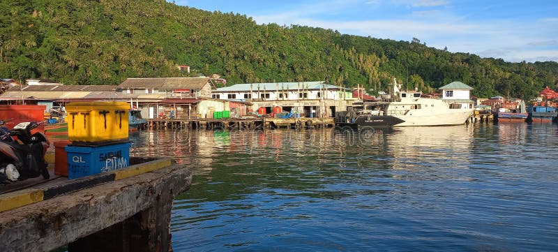 Morning Sunshine at Tarempa Stock Photo - Image of vacation, vehicle ...