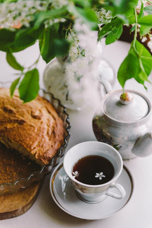 Morning with Tea and Cupcakes. Flowering Tree. Spring and Flowers Stock ...
