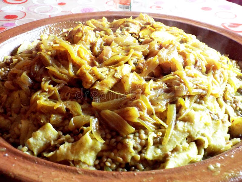 Moroccan Dish: Rfissa stock image. Image of ceramic, cooked - 90126633