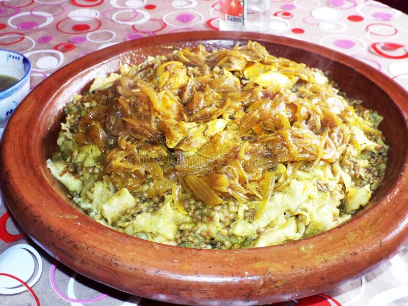 Moroccan Dish: Rfissa stock image. Image of ceramic, cooked - 90126633