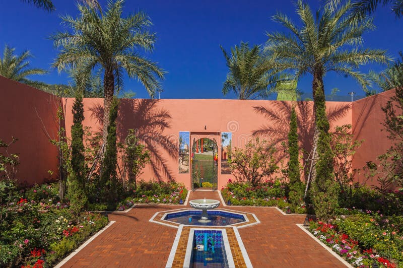 Moroccan Home And Courtyard Stock Image - Image of courtyard, tidiness ...