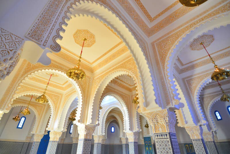 Moroccan Mosque from the Inside Editorial Image - Image of temple ...