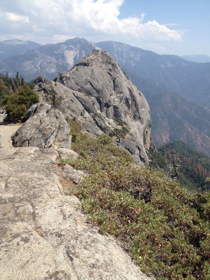 Morro Rock in Sequoia National Park Stock Photo - Image of loop, summer ...