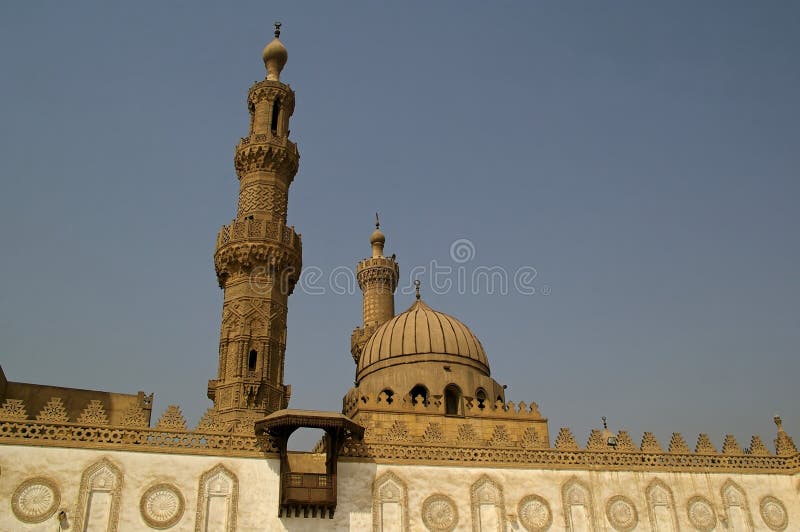 La Cupola Ed Il Minareto Della Moschea Di Al-Azhar a Cairo Fotografia ...