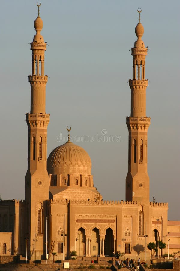Moschea Di Assuan Nell'Egitto Fotografia Stock - Immagine di egitto ...