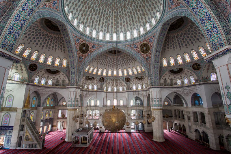 Moschee Innen stockbild. Bild von mittelalterlich, auslegung - 96147261