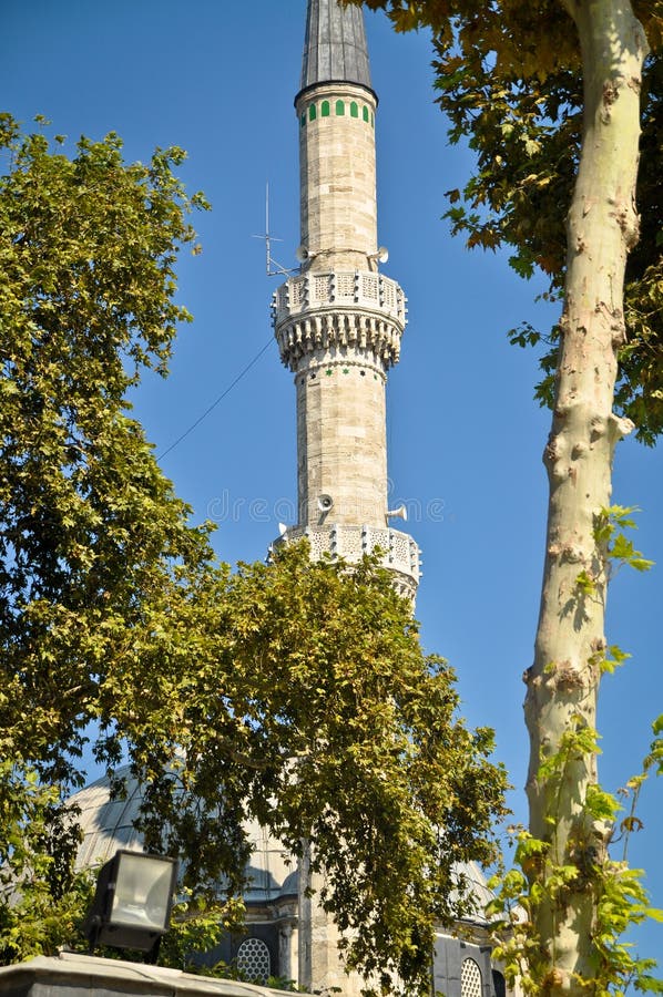 Moschee und Minarett stockfoto. Bild von gott, kaiser - 15837168