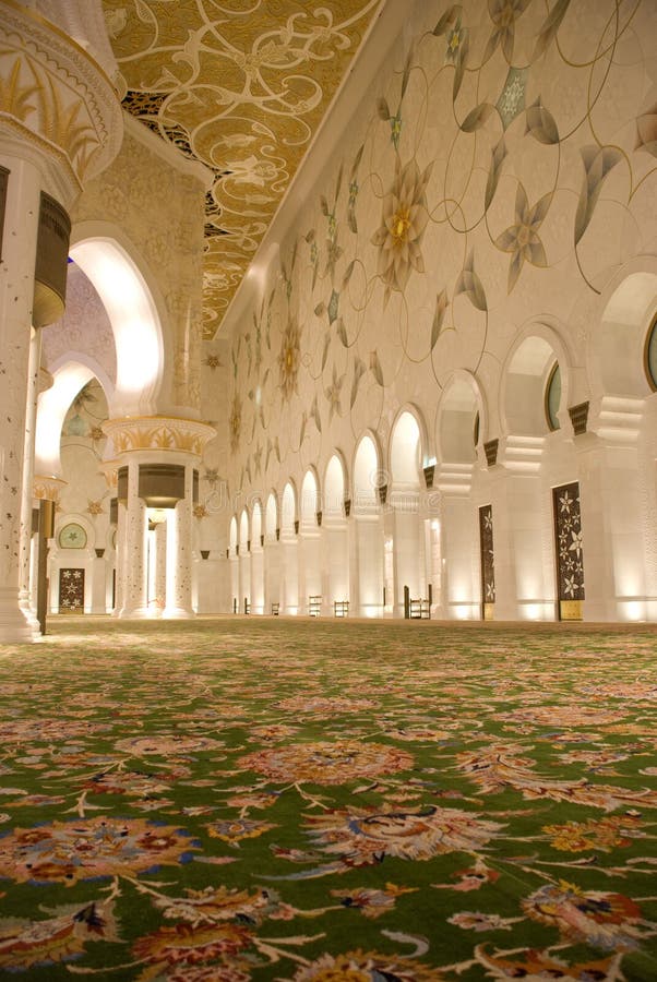 Moschee von innen stockfoto. Bild von emiräte, islamisch - 11668042