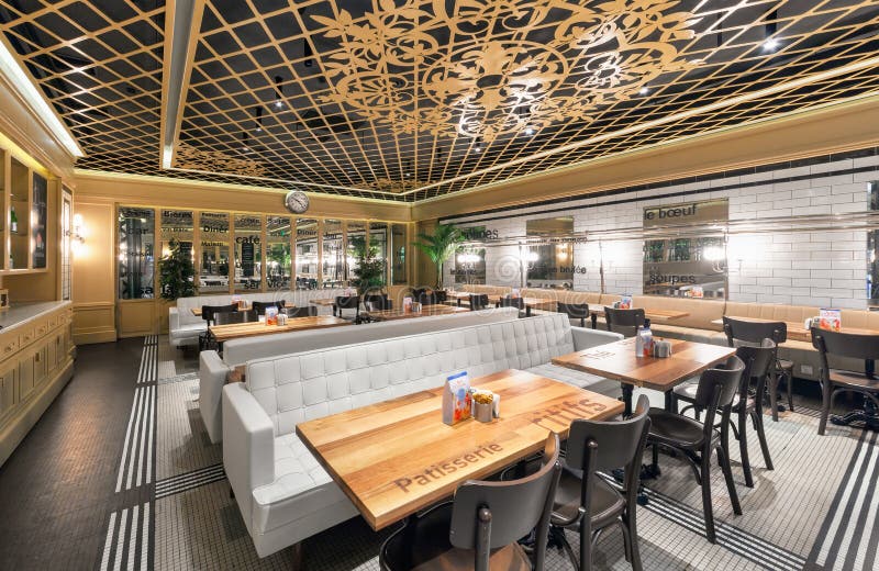 MOSCOW - AUGUST 2014: Interior of a Turkish Chain Restaurant Editorial ...