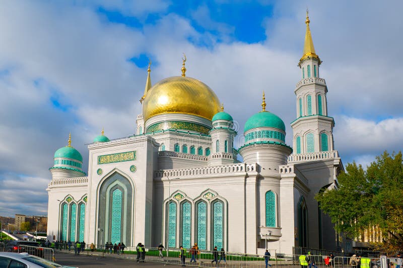 Moscow Cathedral Mosque editorial stock photo. Image of muslim - 61907178