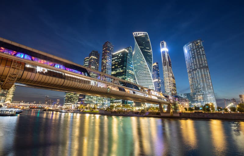 Moscow city at night editorial stock photo. Image of water - 347205658