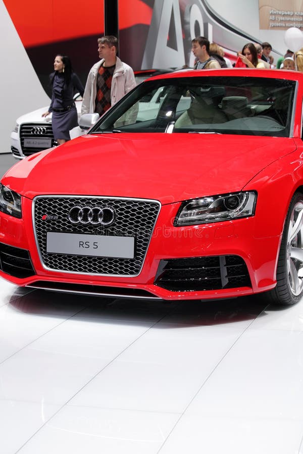 Moscow International Motor Show 2010 Editorial Image - Image of ...