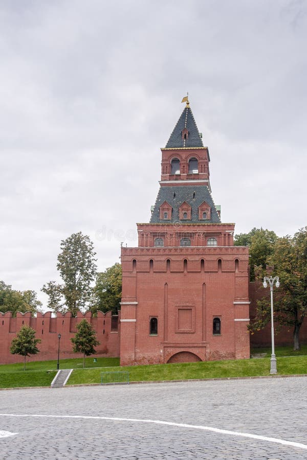 Moscow kremin editorial photo. Image of building, clouds - 92635731