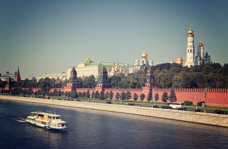 Moscow Kremlin and Moskva River Stock Photo - Image of moskva, russian ...