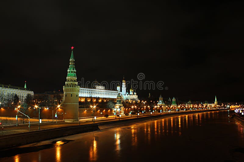 Moscow Kremlin at night stock photo. Image of river, cold - 28665508