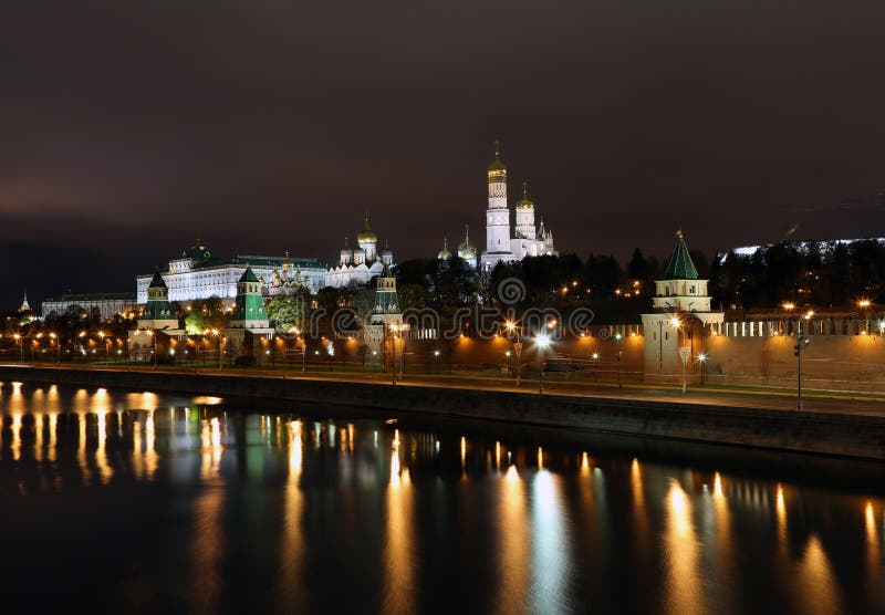 Moscow Kremlin at night stock image. Image of russia - 46140583