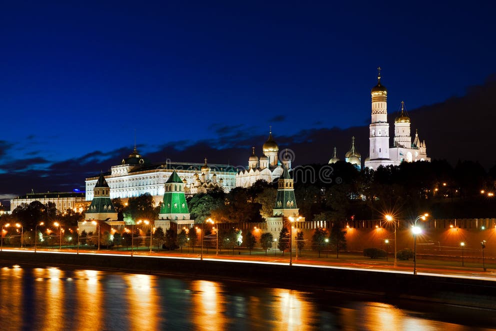Moscow Kremlin night view stock photo. Image of metropolis - 37627518