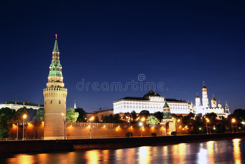 Moscow Kremlin at night stock image. Image of muscovite - 35490365