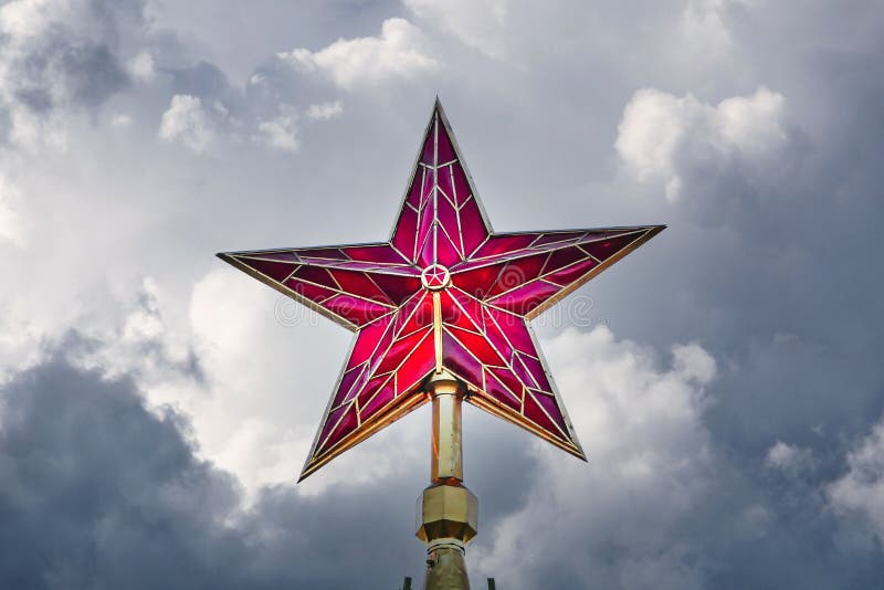 Moscow Kremlin Red Ruby Star in Dark Stormy Sky Stock Image - Image of ...